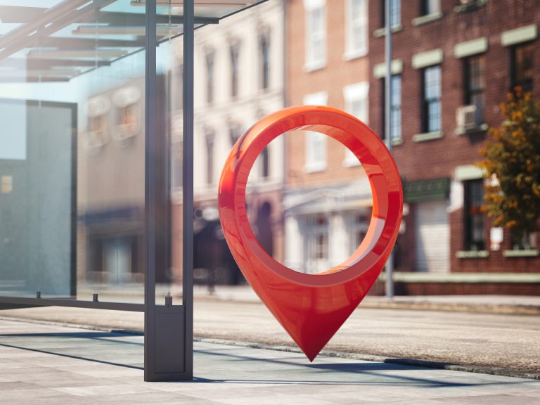 Qu'est-ce qu'une route à accès réglementé?
